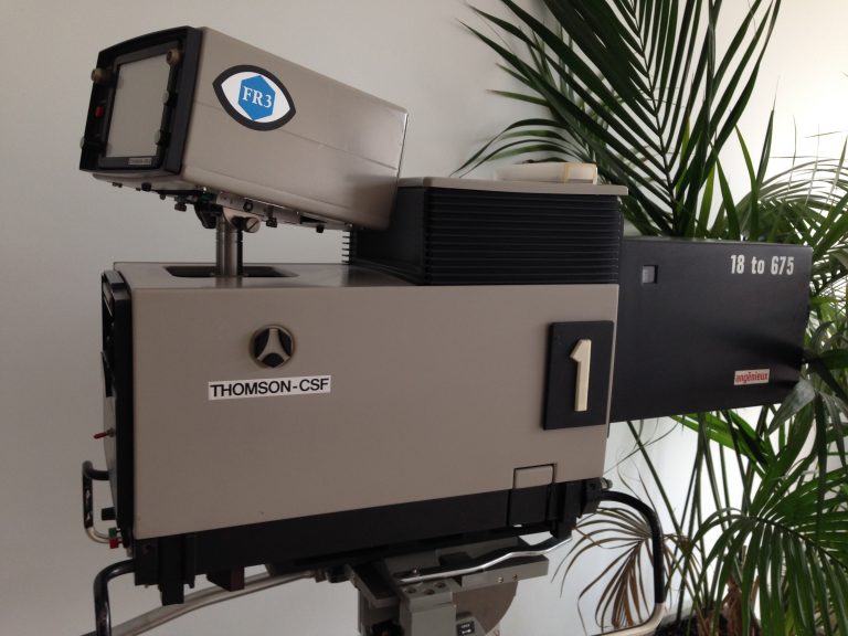 Caméra Thomson-CSF TTV 1515 - Reporter Radio RTL